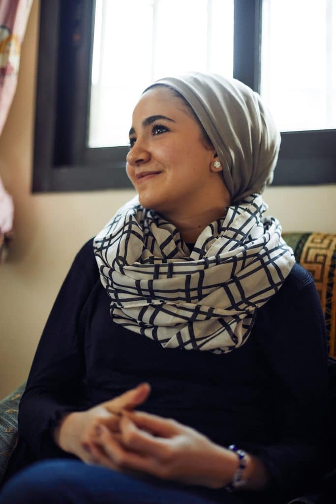 Batoul (21) (eng) - Portraits of Power